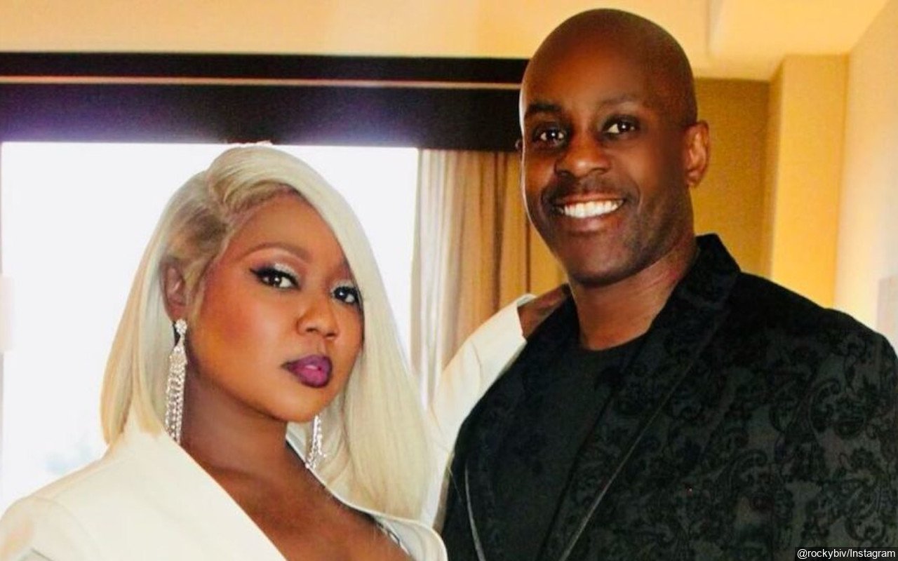 LaTocha From Xscape Husband Is NOT Having A Baby By His Side Chick!!