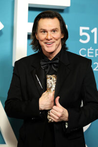 Comedian Jim Carey's SHOCKING New Face After BOTCHED Facelift!