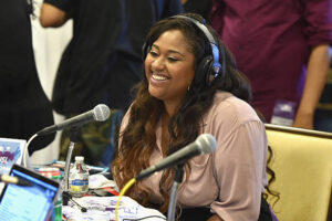 Jazmine Sullivan Loses 80 Pounds … Raw Diet & Ozempic!